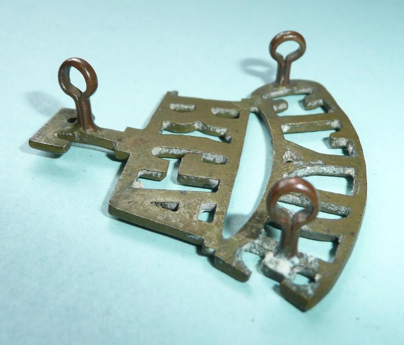 The Quartermaster's Store | T / RGA / Clyde One Piece Brass Shoulder Title